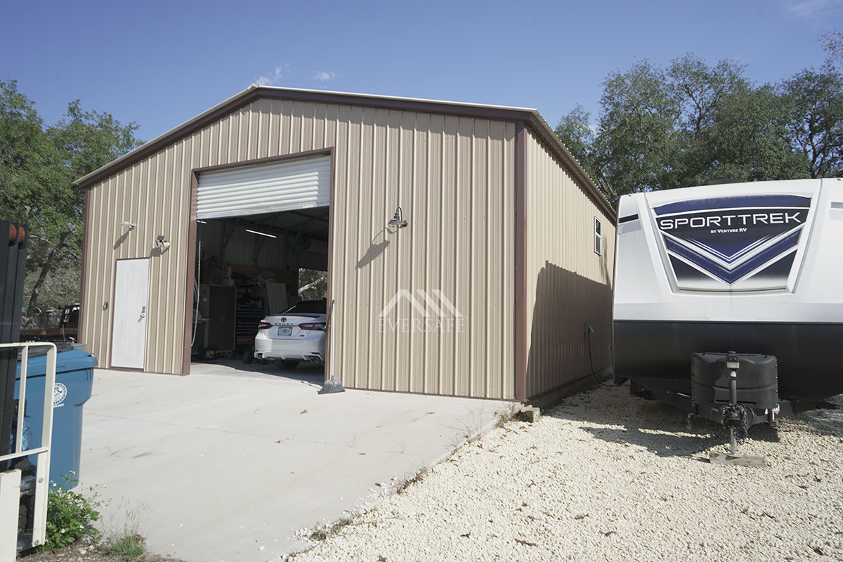 Metal Workshop Garage with Office in Florida- Prefab workshops